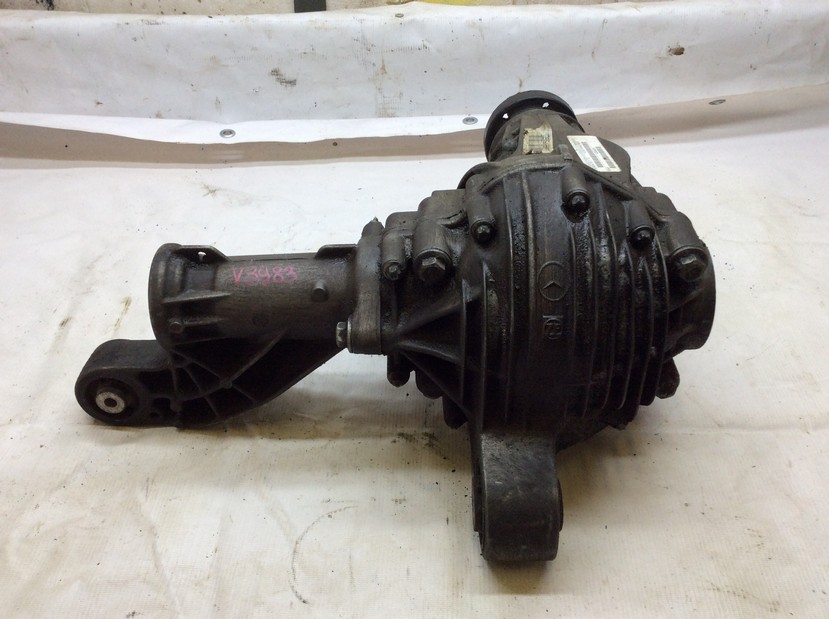 Купить Редуктор передний переднего моста 3.45 A1643302102 для Mercedes ...