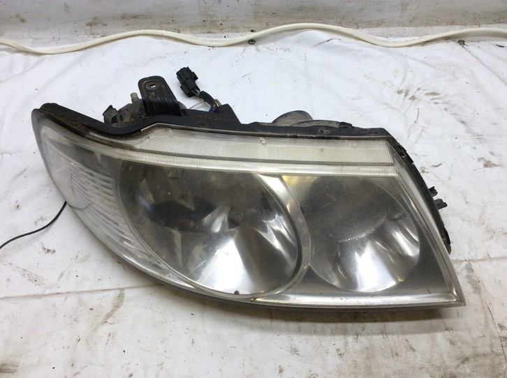 Купить Стекло передней правой фары 2601095F0B для Nissan Almera Classic ...