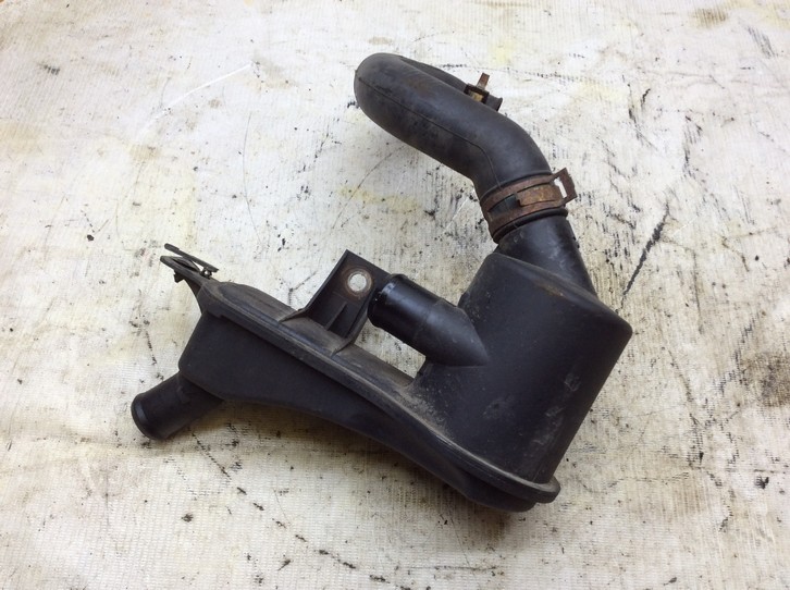 Купить Сепаратор рециркуляции картерных газов 1440654 для Ford Focus 2 ...