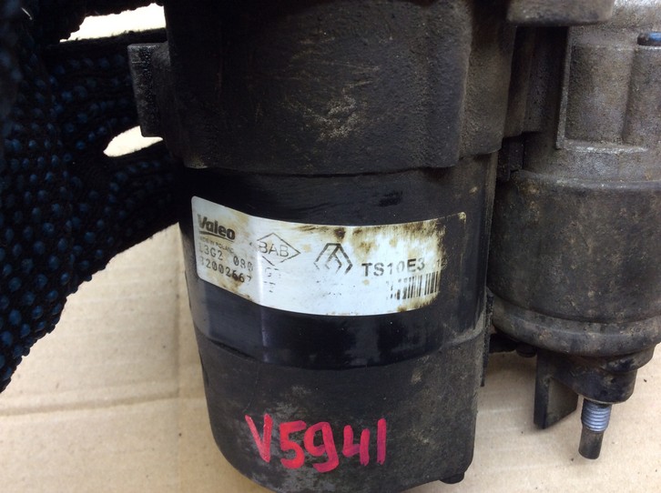 Купить Стартер 8200266777 для Renault Sandero 2 2013-2019 Артикул V5941 ...